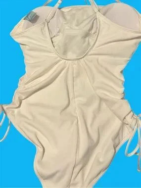 Shade & Shore | Intimates & Sleepwear | Shade Shore Cream Scoopneck ...